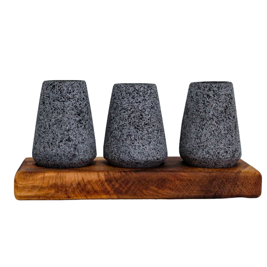 Set de 3 Caballitos Tequileros 2 oz de Piedra Volcánica con Base de Ma